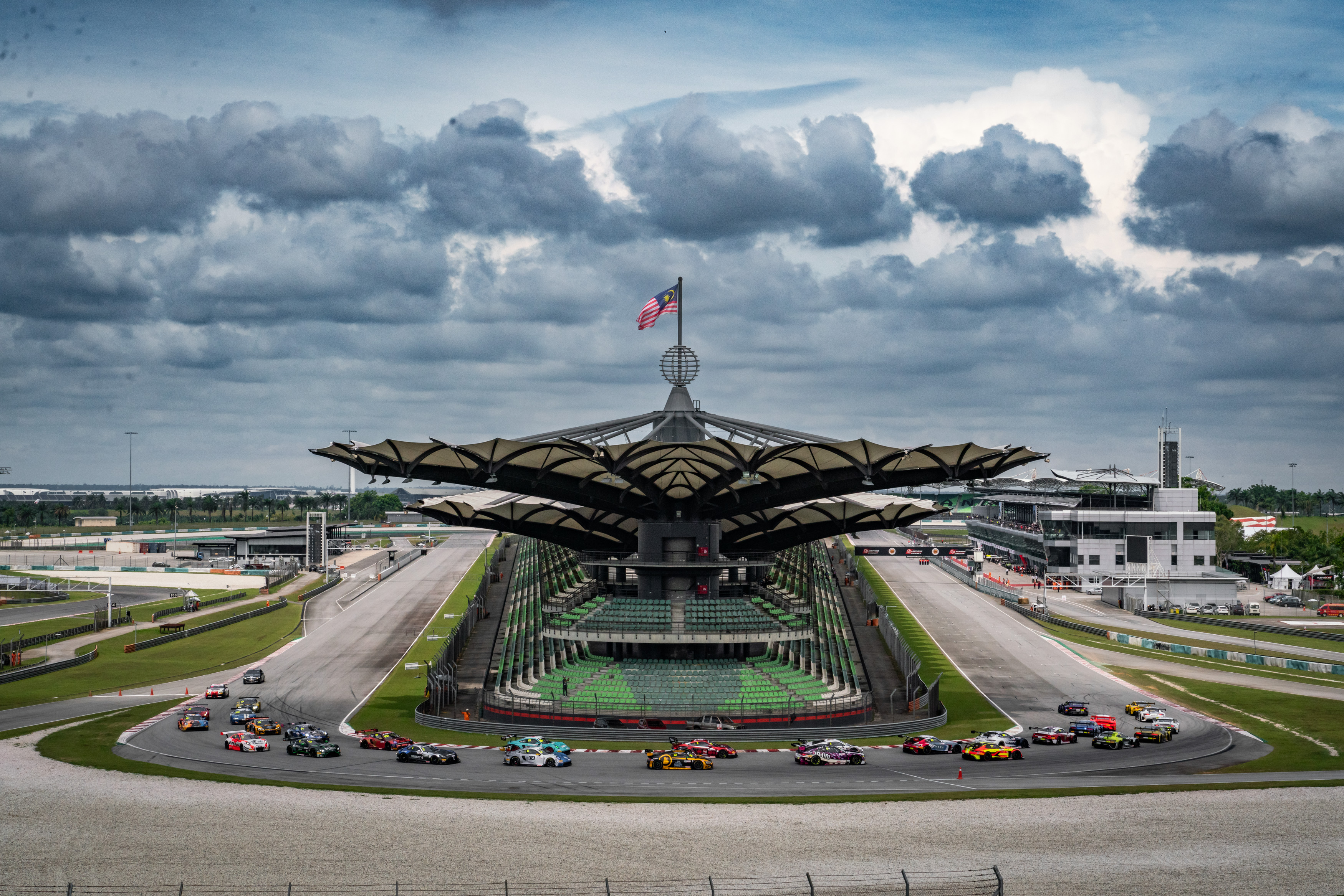 Preview: Capacity entry kicks off 2024 at Sepang | Fanatec GT World ...